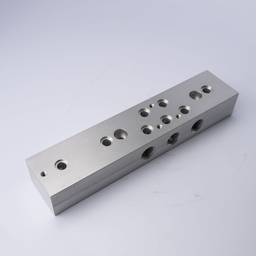 SV2-1902 MANIFOLD (4-WAY,SIDE PORT) | Mathers Controls